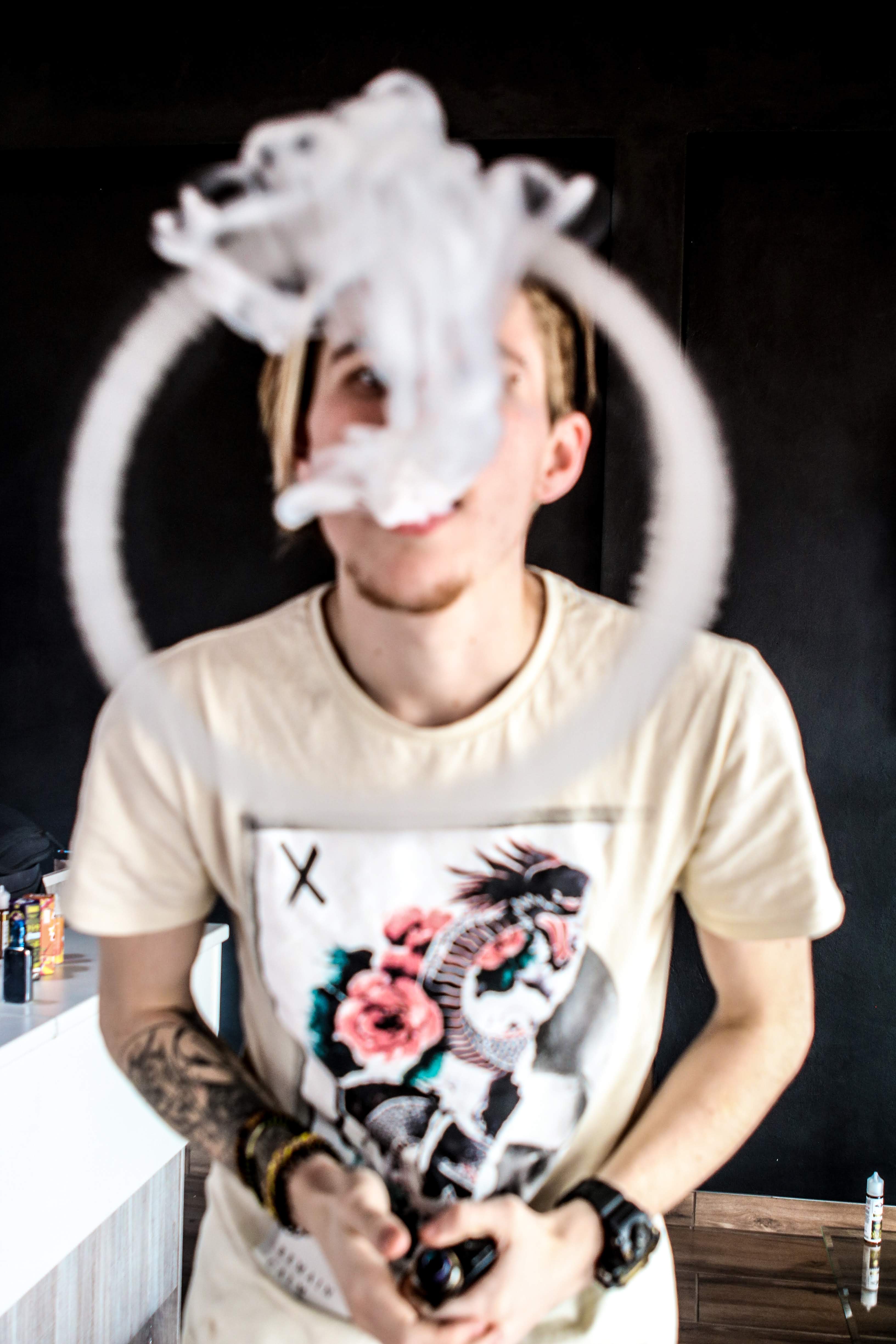 Vape King blog: Vape Art: Elevating Creativity and Conversation in ...